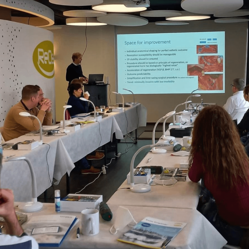 Customised Bone Regeneration with Yxoss CBR | Dental Iceberg